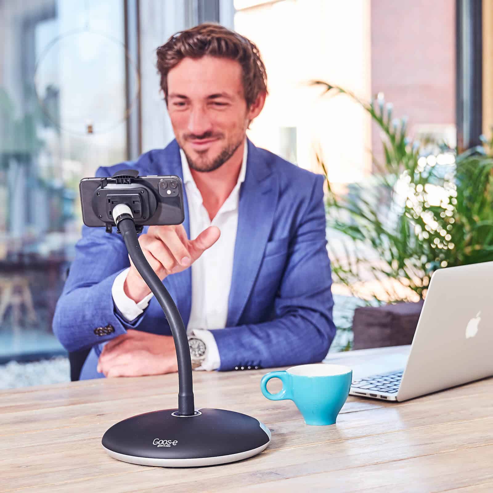 Standaard Of Statief Voor Telefoon GOOS E standaard-of-statief-voor-telefoon-goos-e