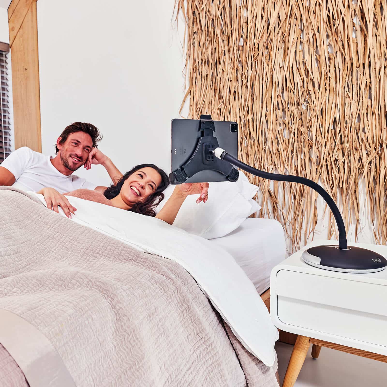 Verwunderlich Handyhalter Fürs Bett Ebenbild